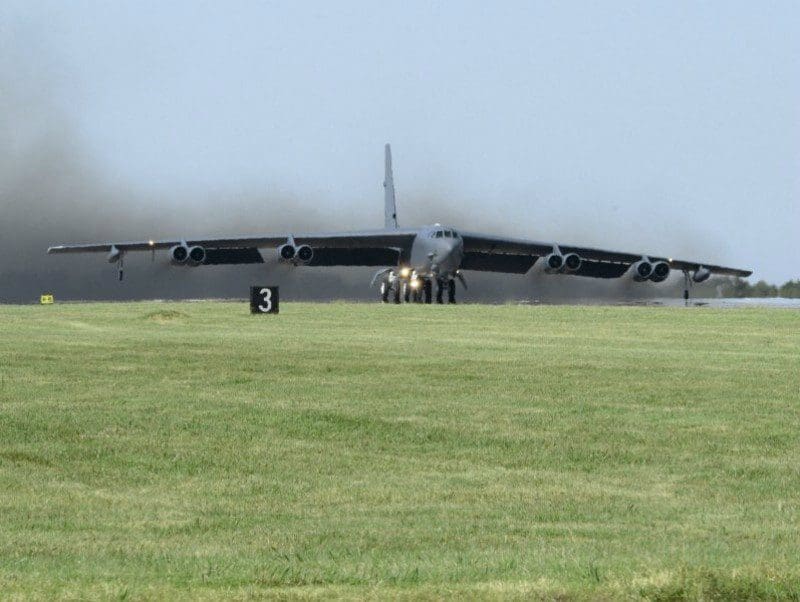 La USAF retorna al servicio un B-52H Stratofortres