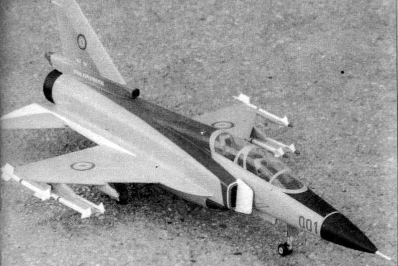 Cazas Olvidados: IAR-95