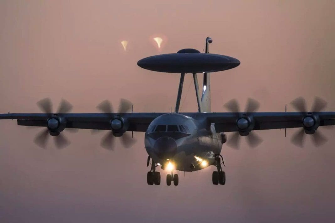 La flota de aeronaves AEW&C de China acaba de crecer masivamente