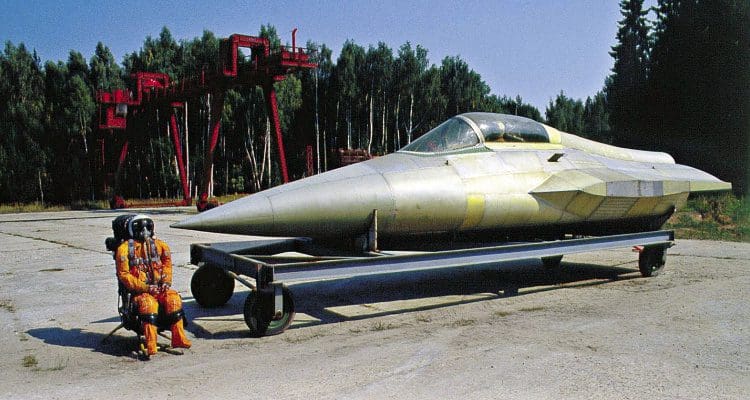 Mikoyan Gurevich MiG 1.42, la respuesta soviética al F-22 Raptor - Parte I
