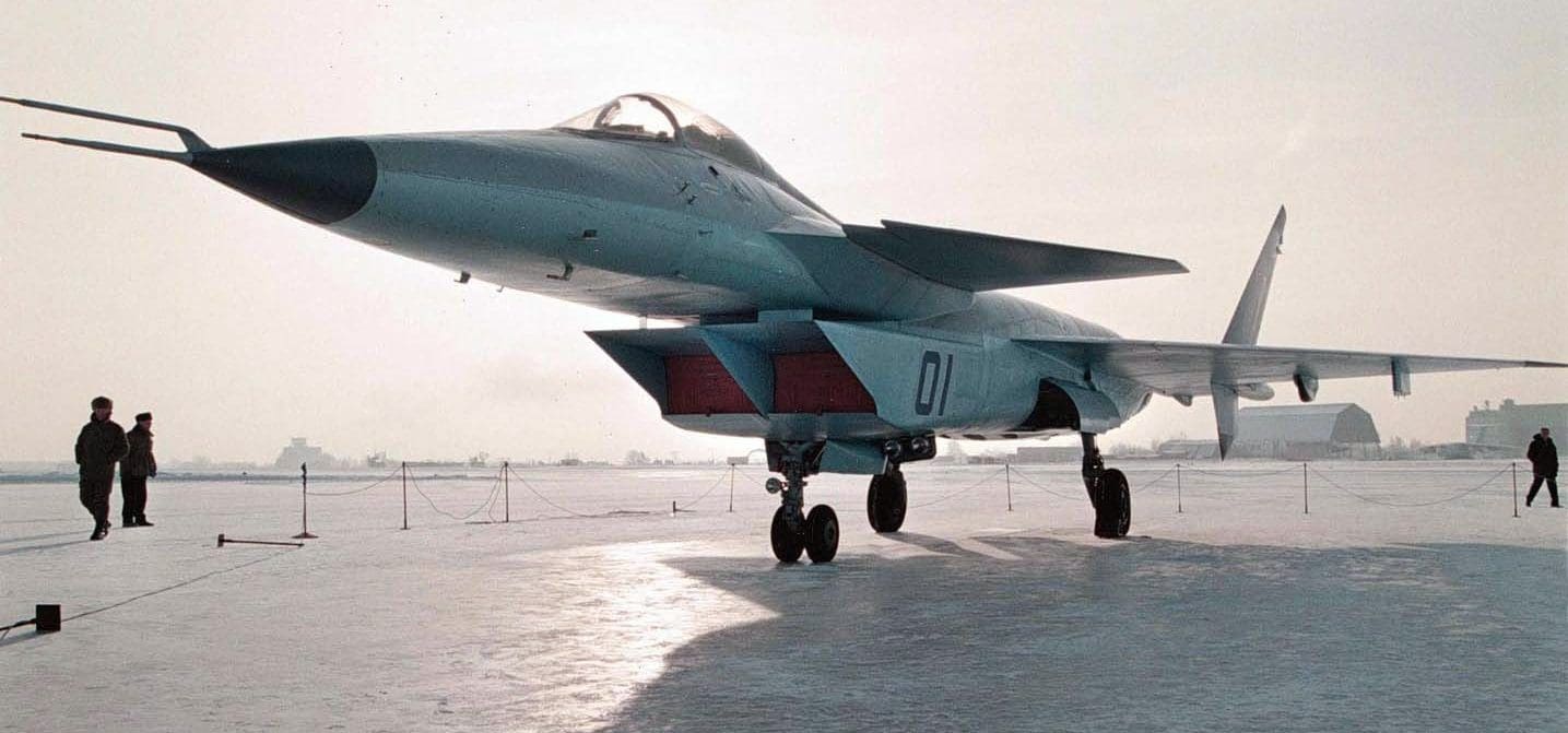 Mikoyan Gurevich MiG 1.42, la respuesta soviética al F-22 Raptor - Parte I