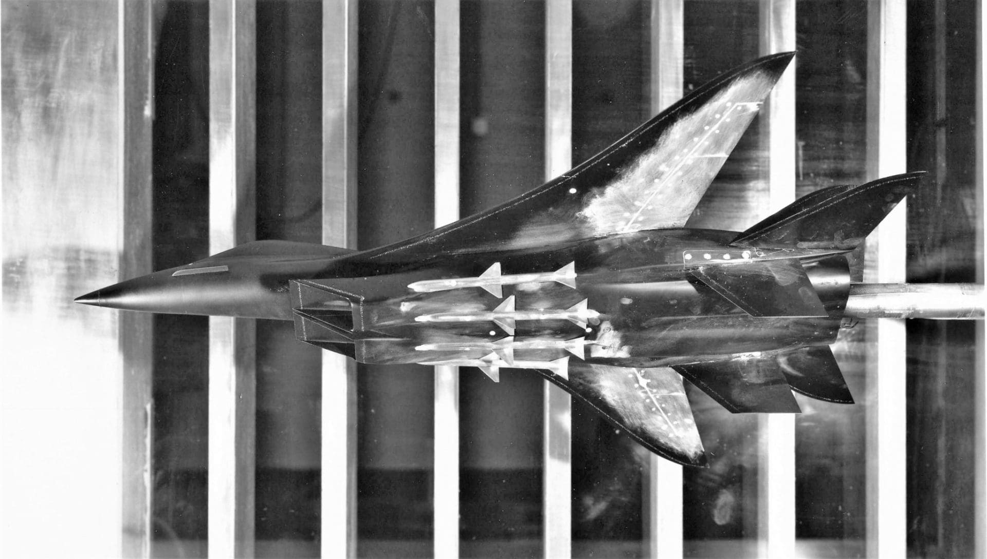 North American NA-335: El F-15 que nunca fue