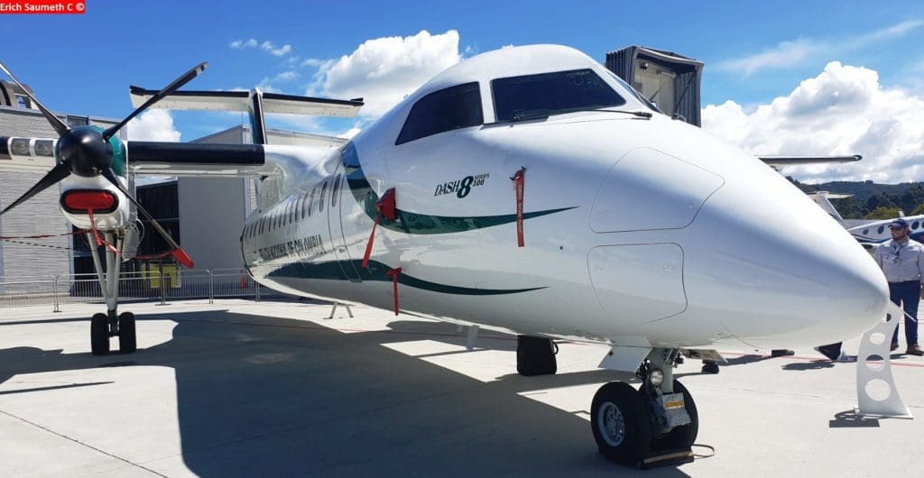 Policía Colombiana exhibe su nuevo avión DASH-8-300