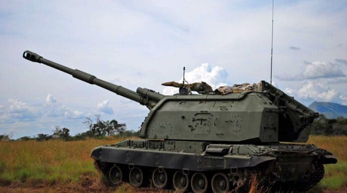 El Ejército Bolivariano recupera medios blindados y de artillería autopropulsada