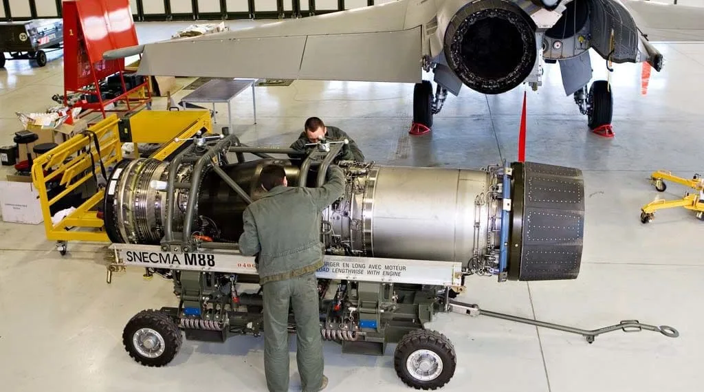 Safran y HAL firman un memorando para la fabricación de los motores del ...