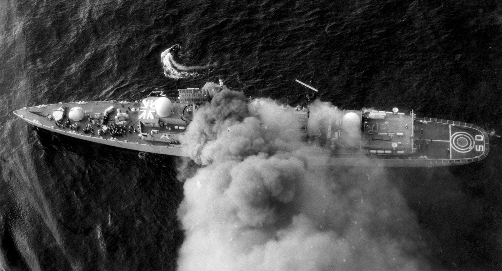 Galería - Ataque al destructor HMS Sheffield