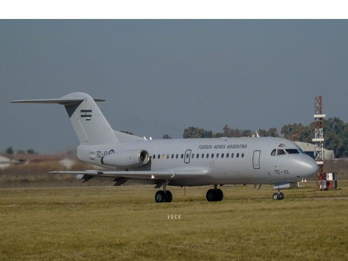 Fuerza Aérea Argentina - El Fokker F-28 TC-53 volvió a volar.