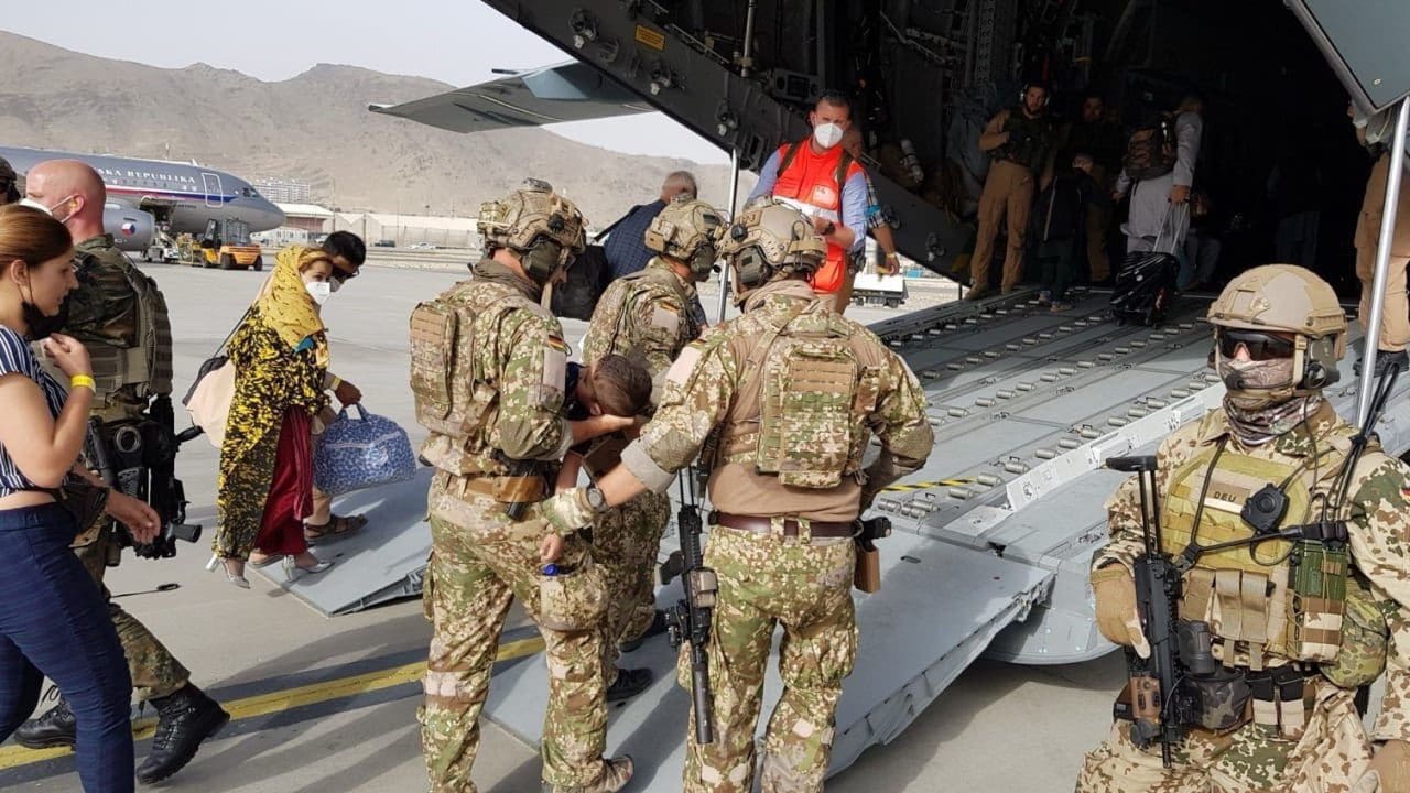La Luftwaffe despliega sus helicópteros H145M LUH SOF a Kabul