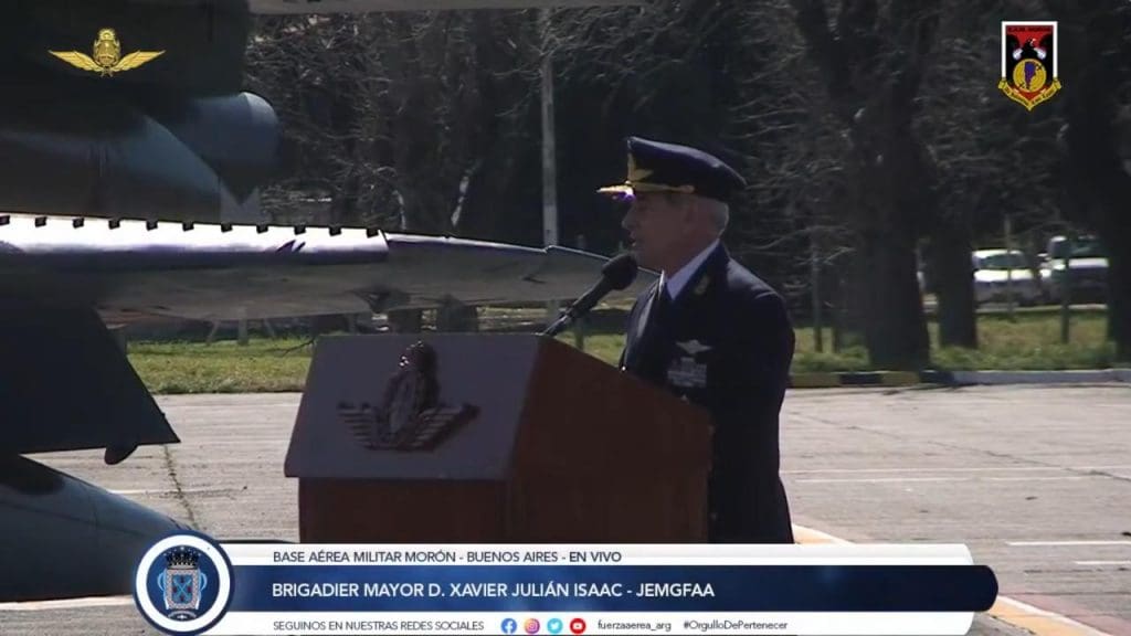 Día de la Fuerza Aérea Argentina: discursos del Brigadier Mayor Xavier ...