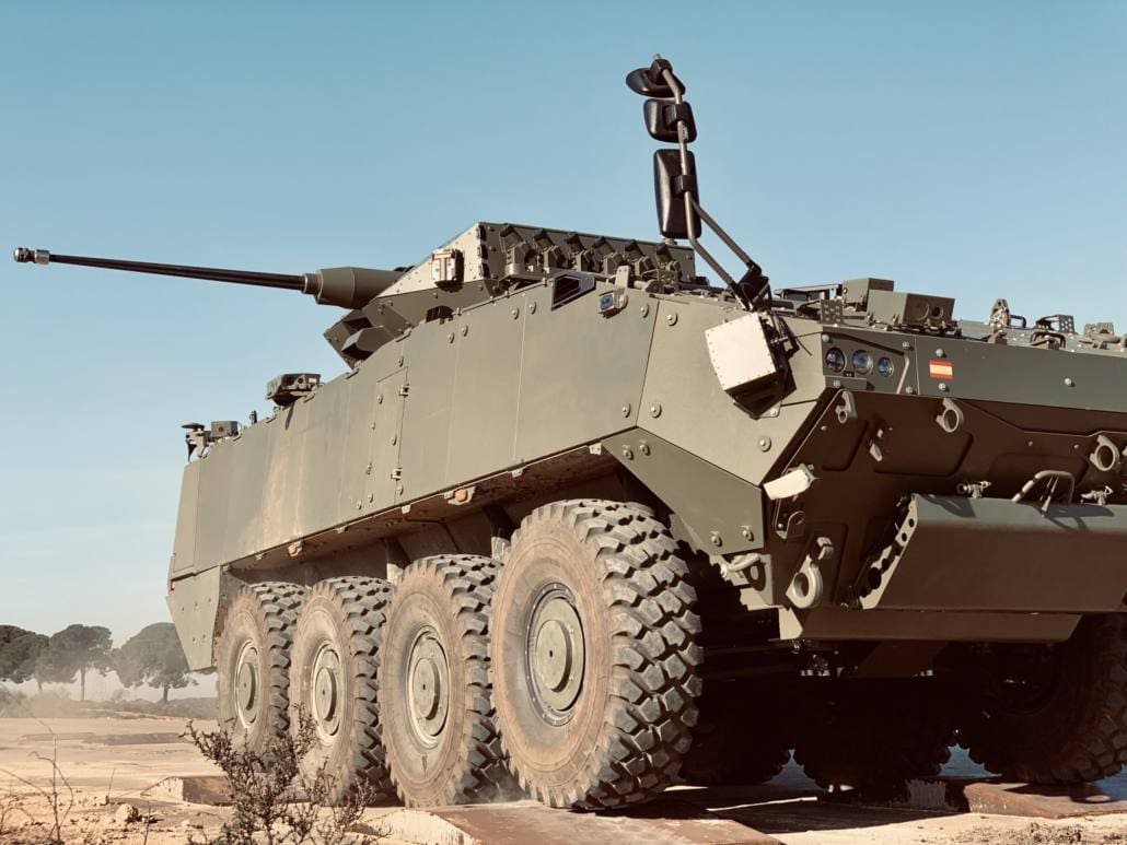 España comienza la fabricación de su nuevo VCR 8x8 Dragón