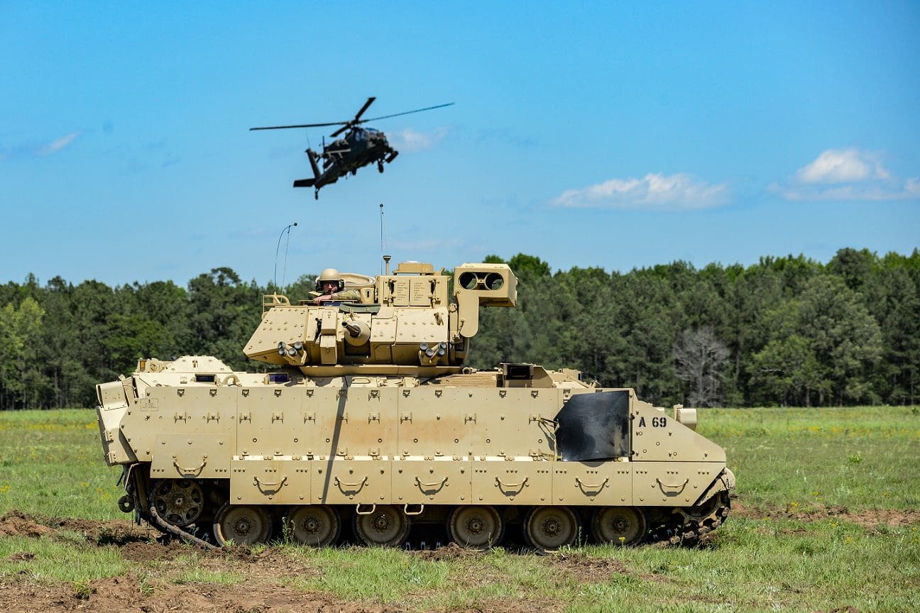 Croacia avanza con la compra de blindados M2A2 Bradley