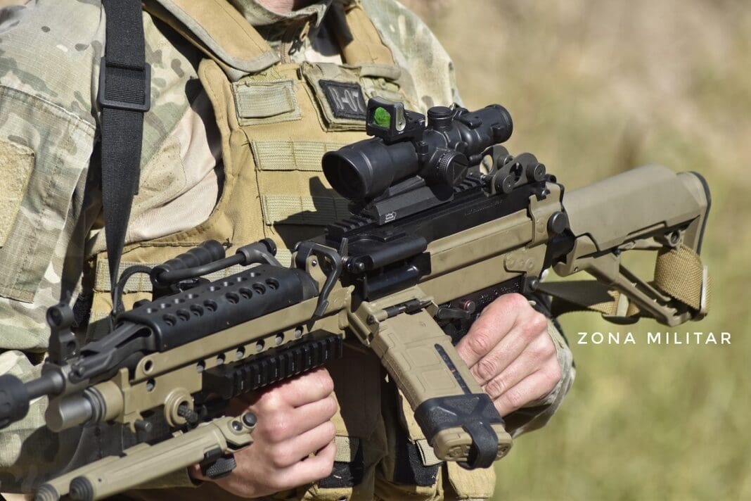 Ohio Ordnance Works OOW249 Patrol al detalle