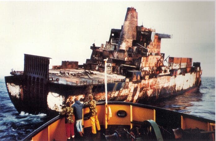 Malvinas 40 Años - El ataque al SS Atlantic Conveyor