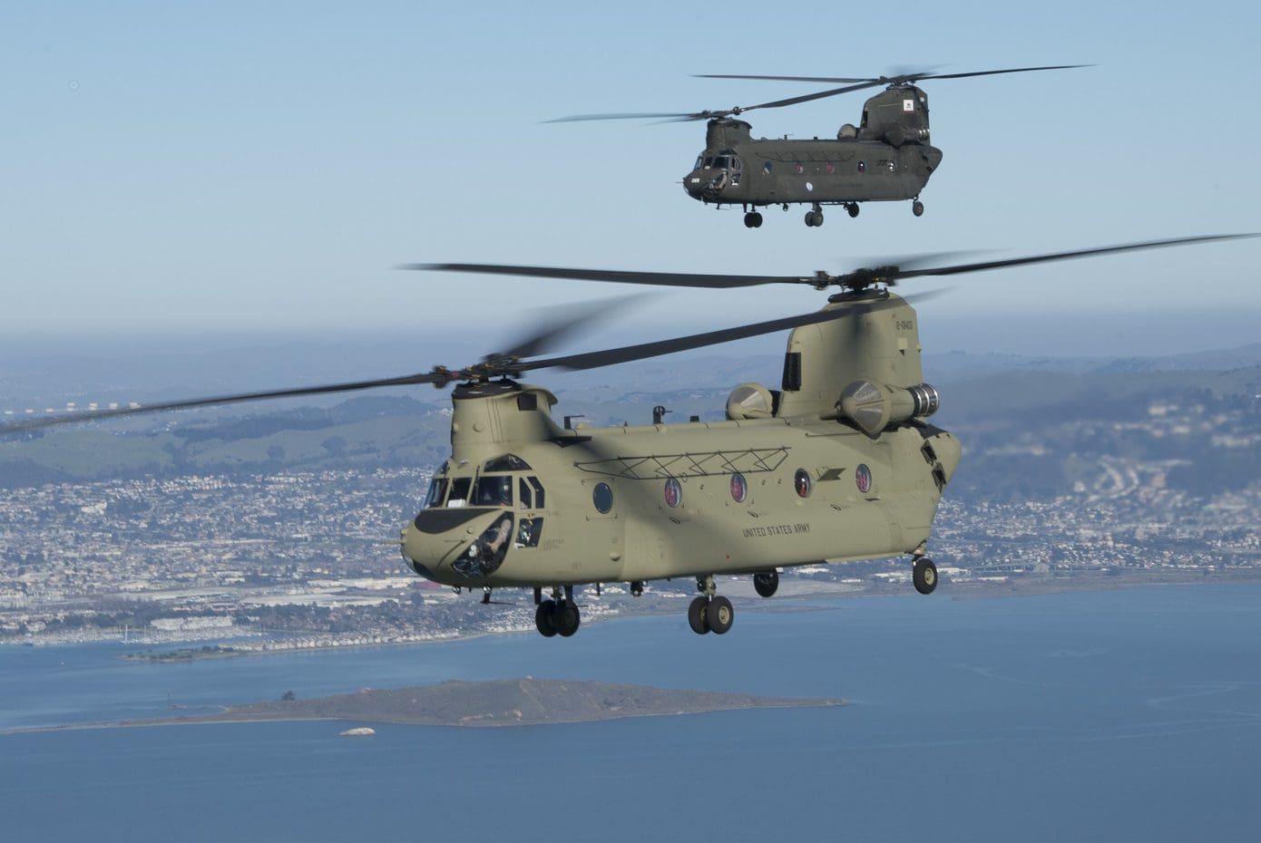 El Ejército de los Estados Unidos deja en tierra su flota de helicópteros CH-47 Chinook