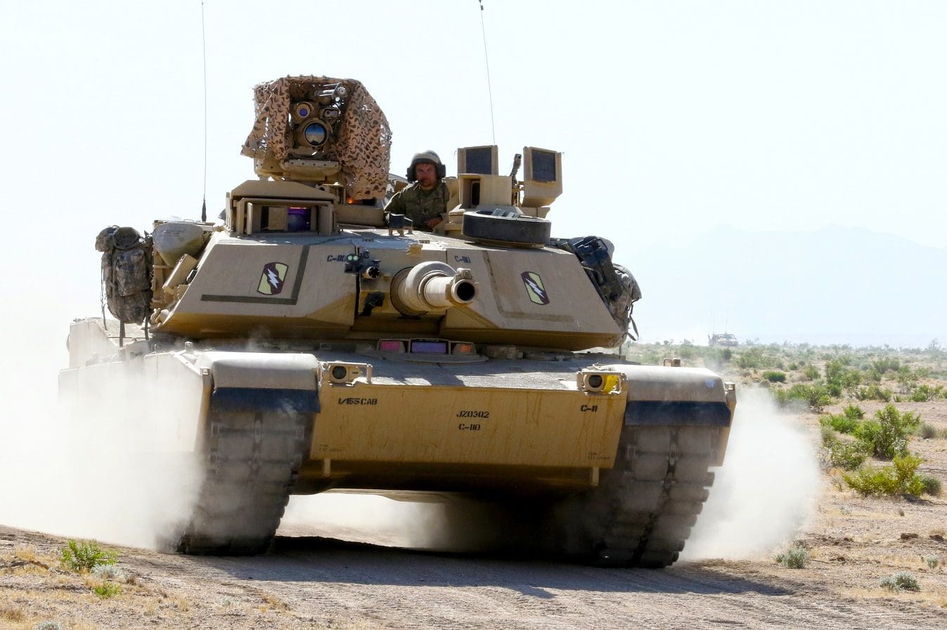 Polonia recibe sus primeros tanques M1A2 Abrams