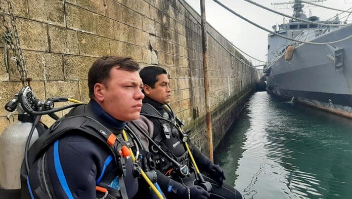 La Armada Argentina realizó el primer curso de buceo en aguas polares