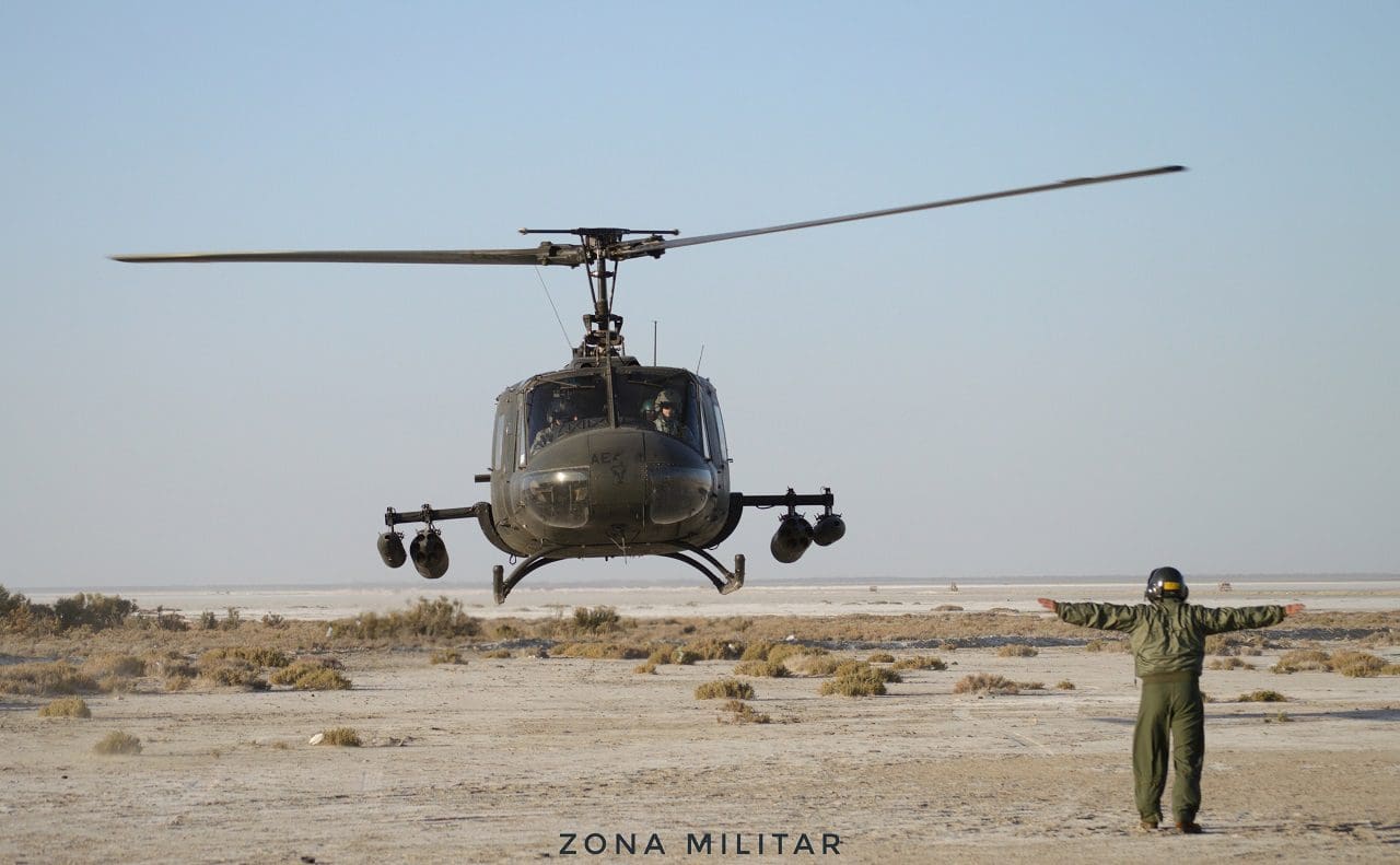 SALINAS XI: Ejercicio de artillería y apoyo de fuego de las Fuerzas ...