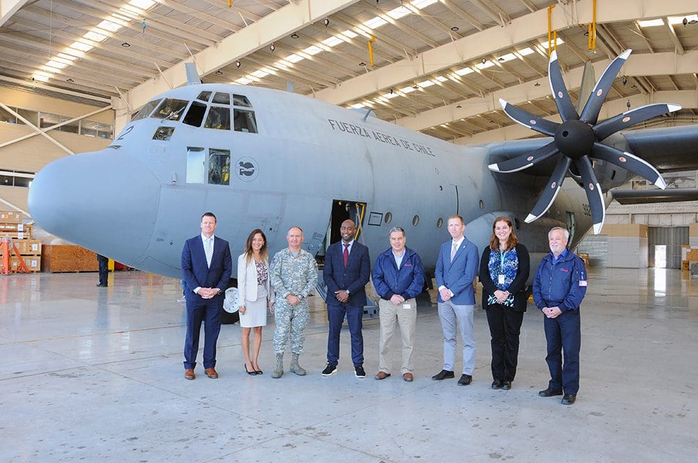 La Fuerza Aérea de Chile recibe su primer KC-130R equipado con hélices ...