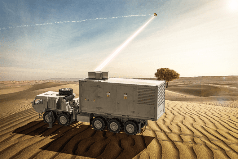 Lockheed Martin entrega un sistema láser de 300 kW de potencia a los ...