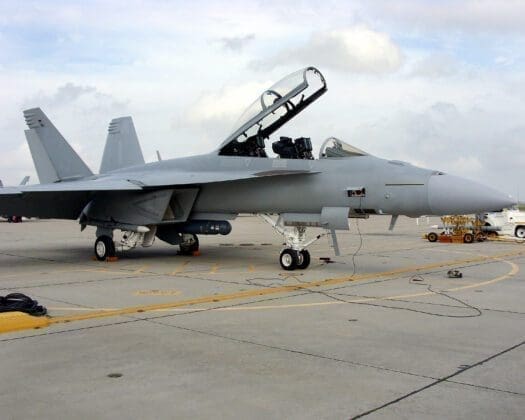 La US Navy prueba el pod LITENING en sus F/A-18 Super Hornet