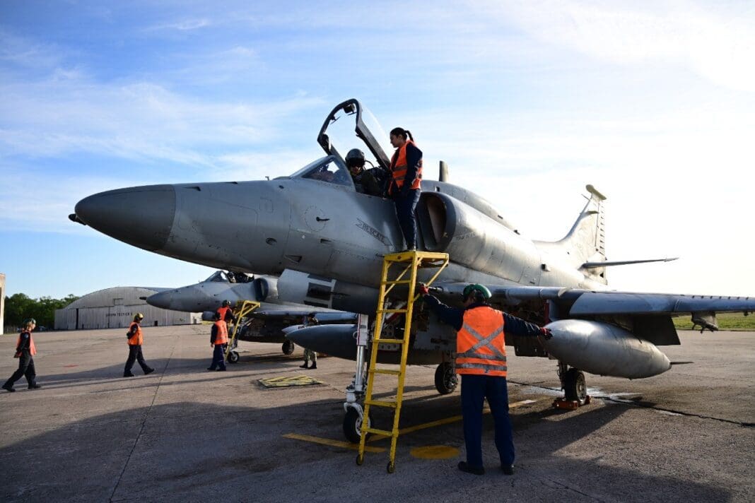 La Fuerza Aérea Argentina despliega sus aeronaves en el Ejercicio Integrador Dédalo 2022