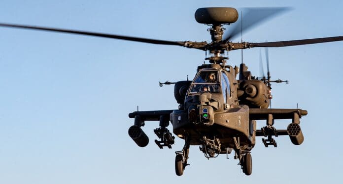 Boeing presenta el Modernized Apache: la nueva versión del helicóptero de ataque AH-64