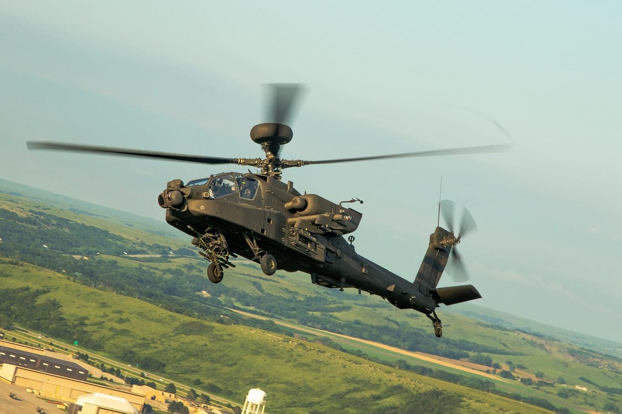 Boeing presenta el Modernized Apache: la nueva versión del helicóptero de ataque AH-64