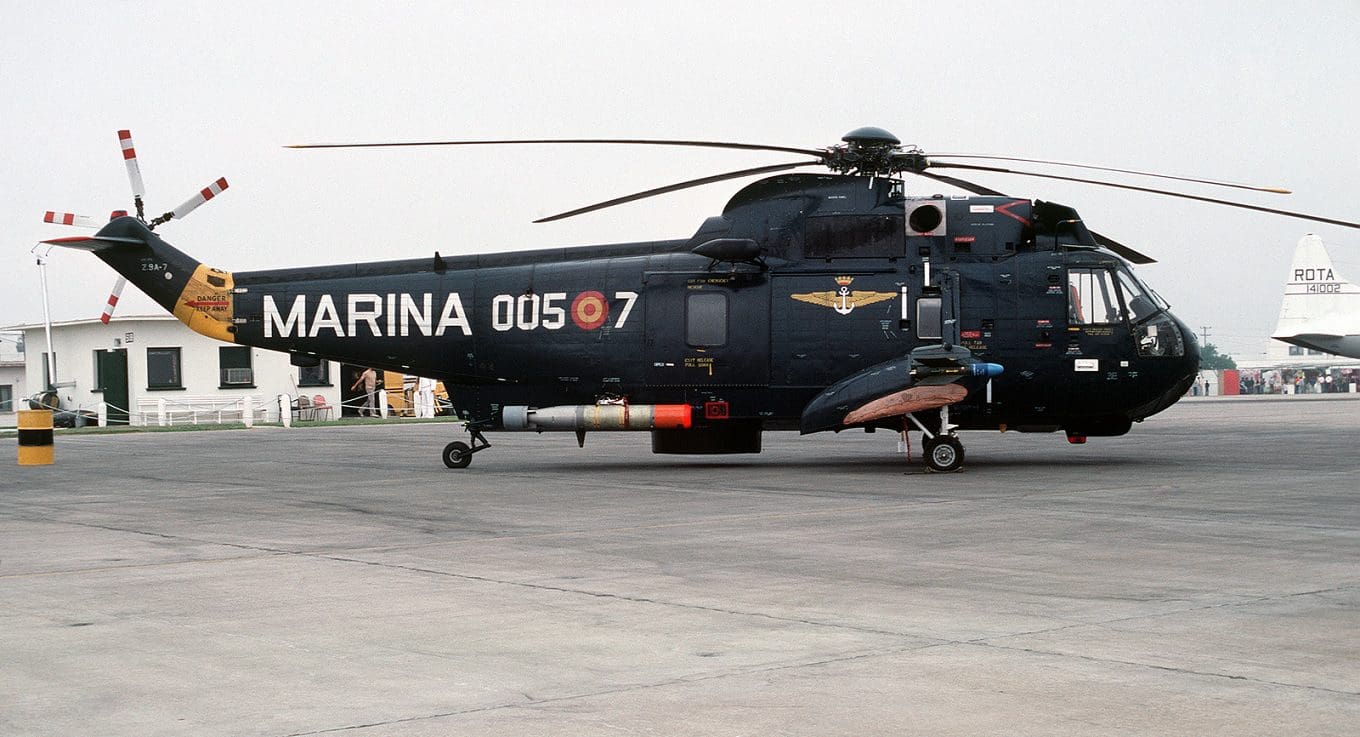 España cedió sus SH-3D Sea King a la Marina de Guerra del Perú