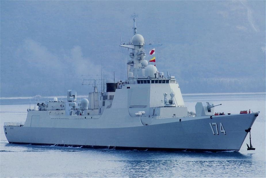 Destructores Tipo 052D y 55 de la Armada China se ejercitaron contra objetivos aéreos