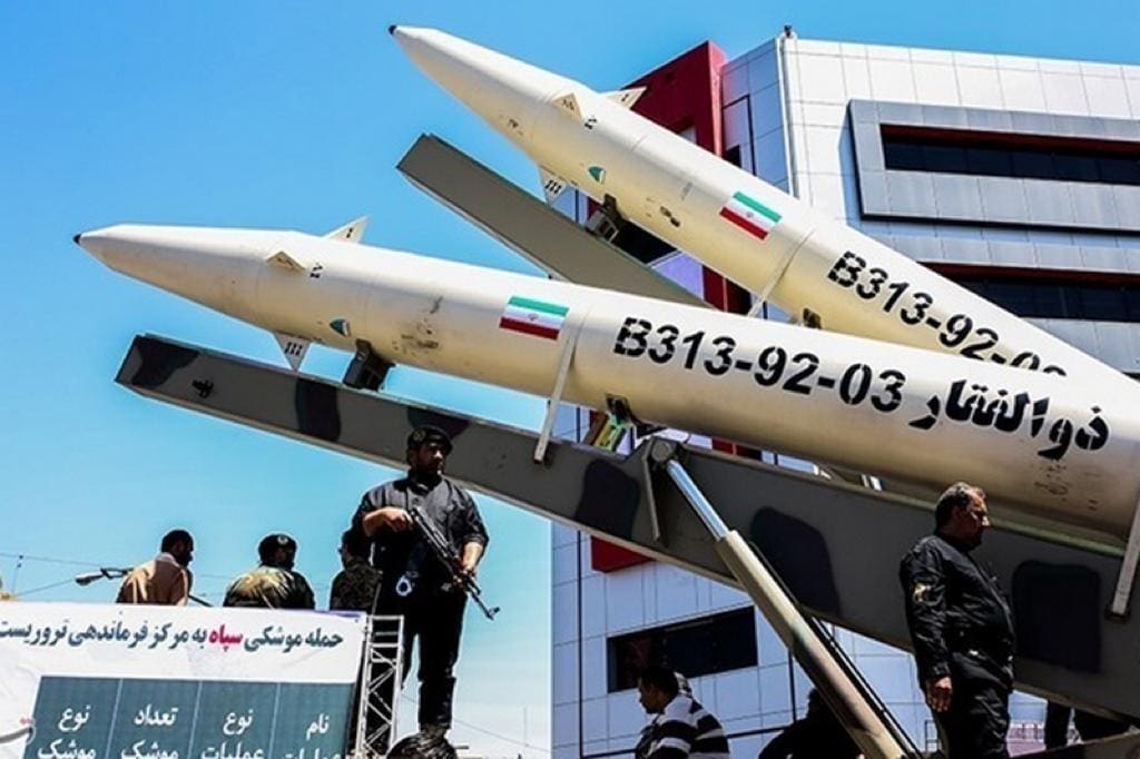 El sistema de defensa aérea Bavar-373 iraní será equipado con nuevos ...