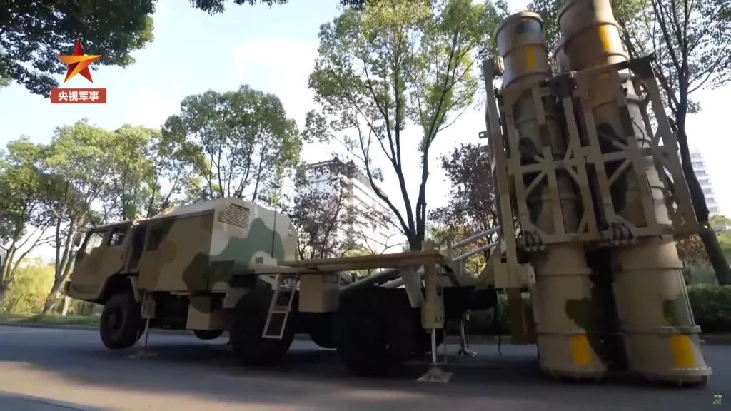 China presenta su más moderno sistema de defensa aérea: el HQ-11