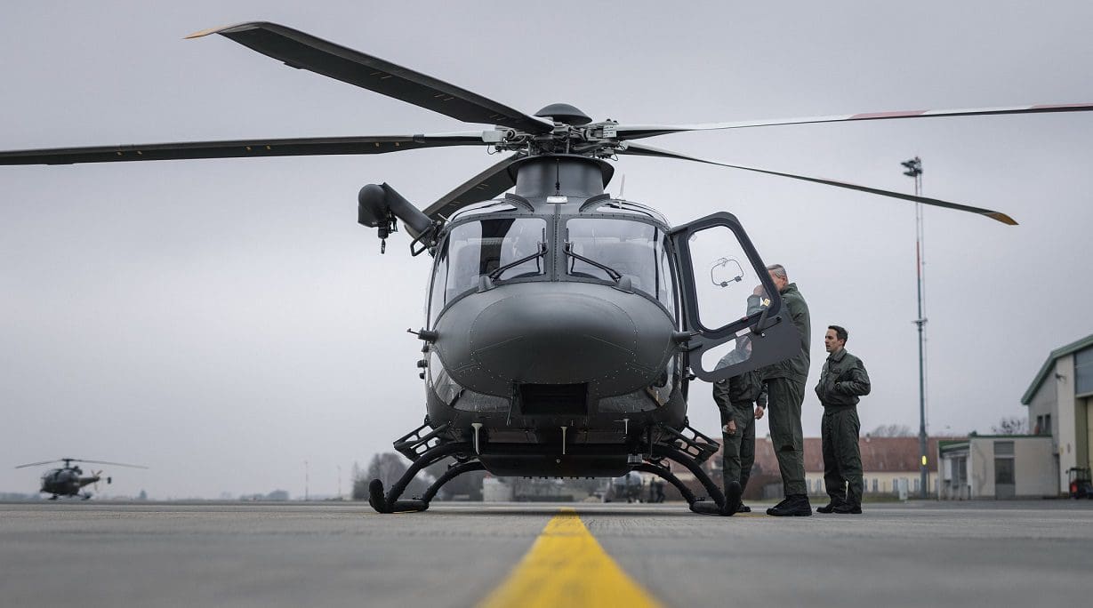 La Fuerza Aérea austríaca recibe su primer helicóptero Leonardo AW169