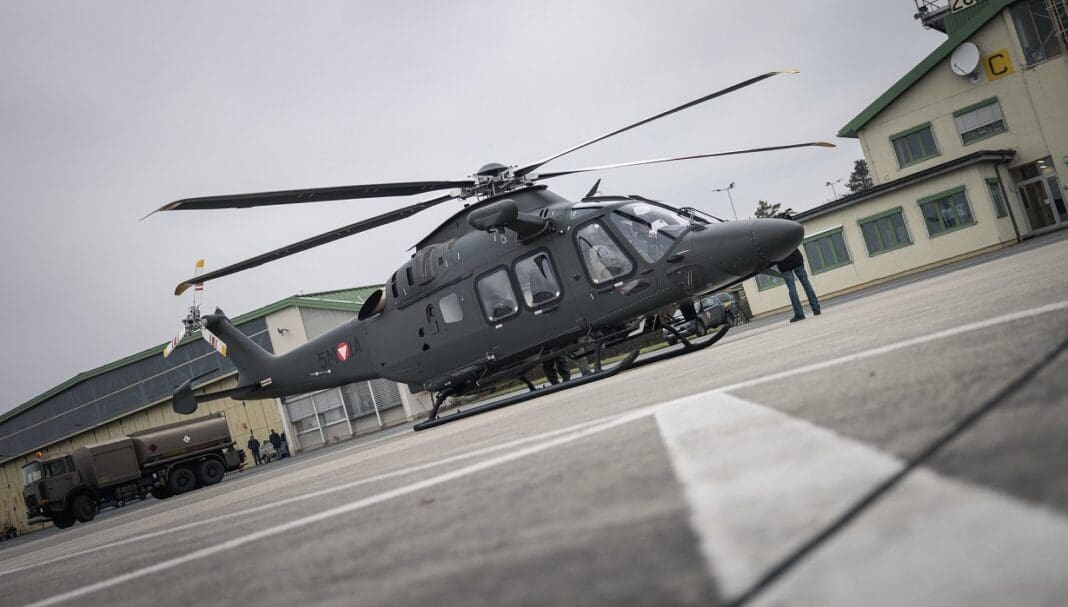 La Fuerza Aérea austríaca recibe su primer helicóptero Leonardo AW169
