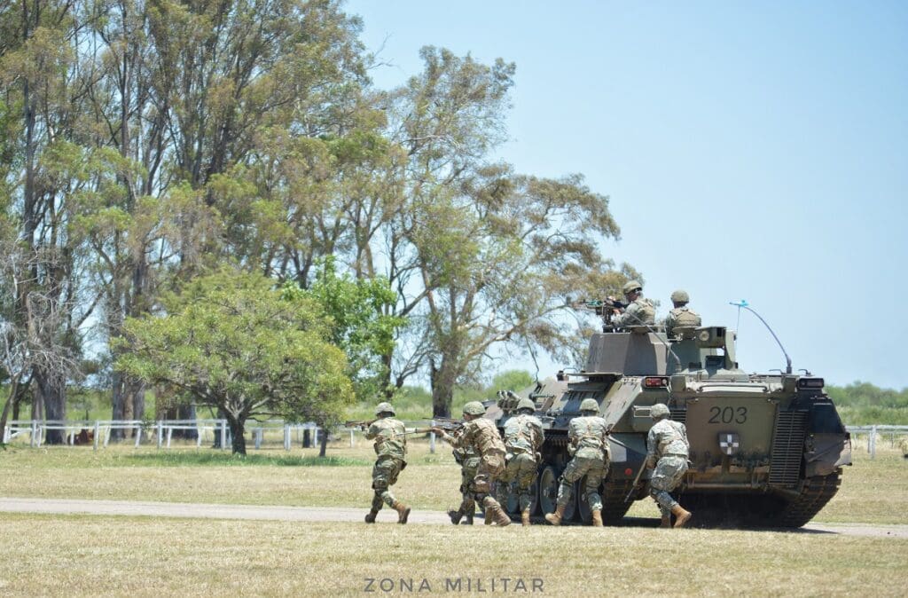 Galería - El Ejército Argentino realiza una exhibición y demostración ...