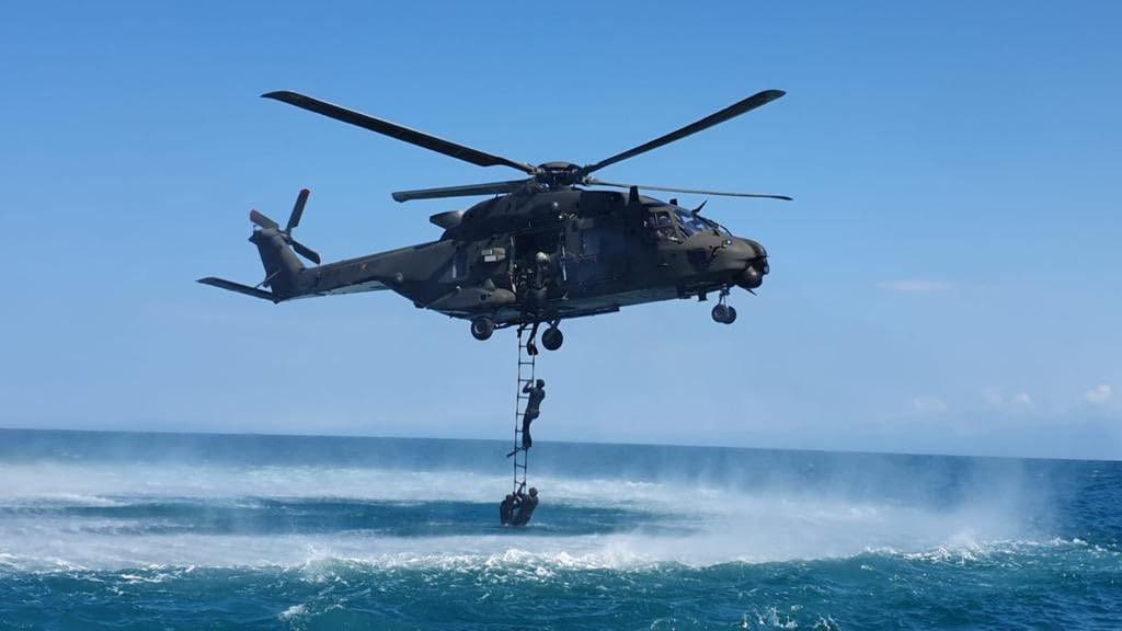 Italia recibe su último helicóptero UH-90A