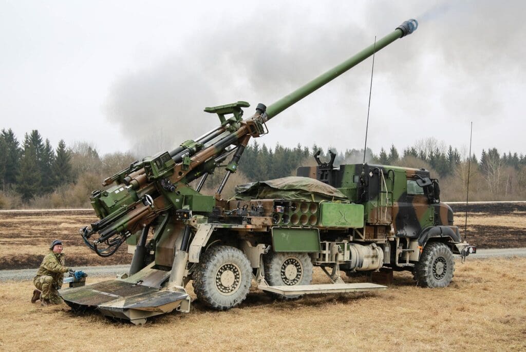 Bélgica deja en firme la compra de 19 obuses autopropulsados CAESAR NG ...