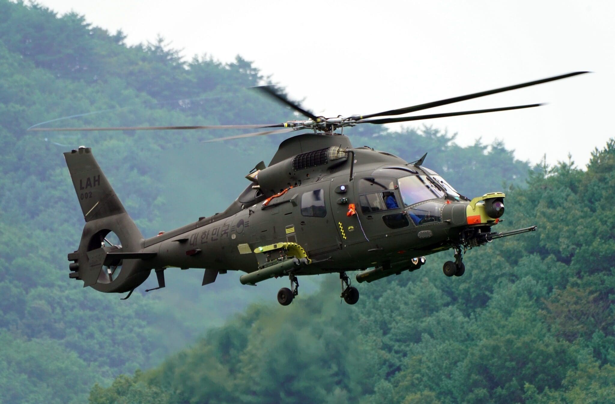 El Ejército de Corea Sur compra 10 helicópteros de ataque KAI LAH
