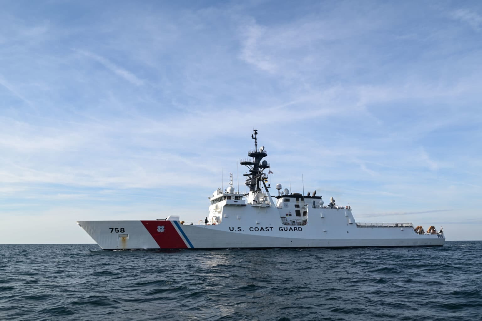 El patrullero USCGC Stone de los Estados Unidos arribó al puerto de ...