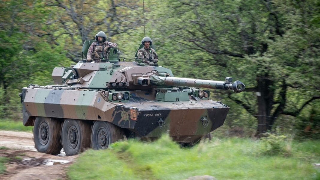 Francia entregará a Ucrania la primera tanda de vehículos de ...