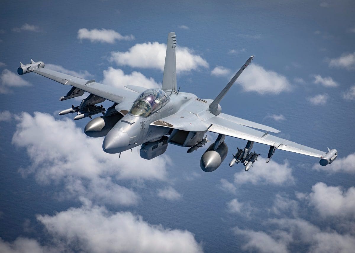 Boeing pone fecha límite para la línea de producción del Super Hornet