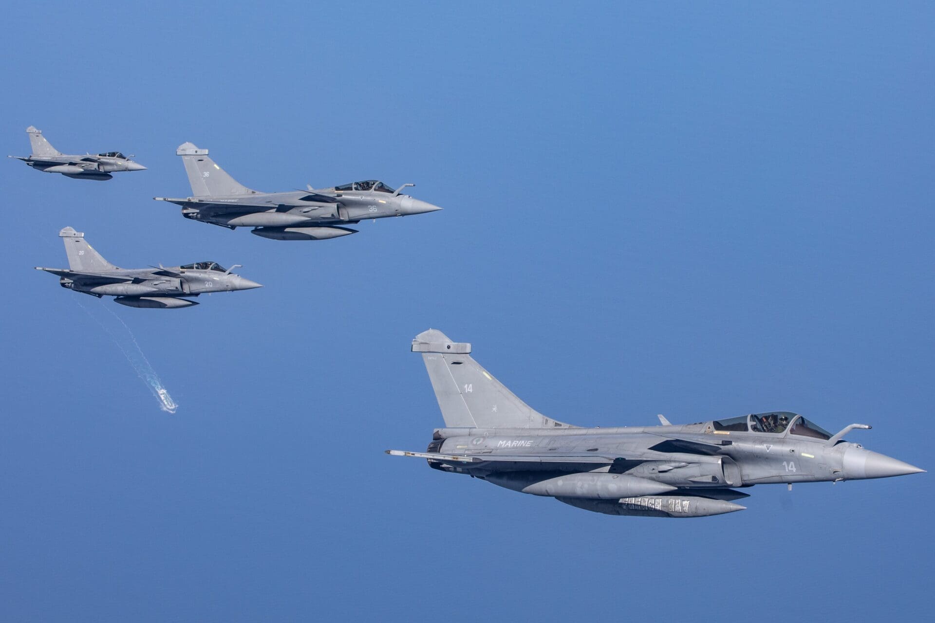 Serbia negocia con Dassault la compra de 12 cazas Rafale