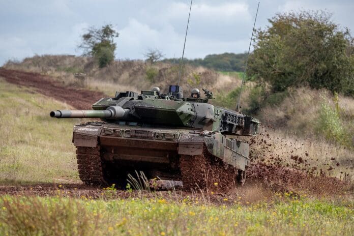 Junto a la modernización de sus Ariete, Italia busca avanzar en la compra de nuevos Leopard 2A7 ...