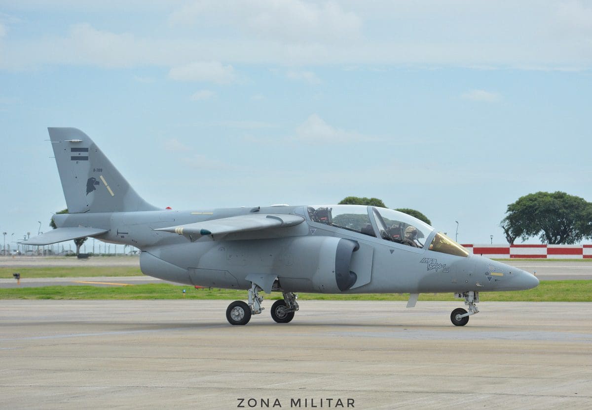 Cobertura - La Fuerza Aérea Argentina reincorpora un IA-63 Pampa III modernizado