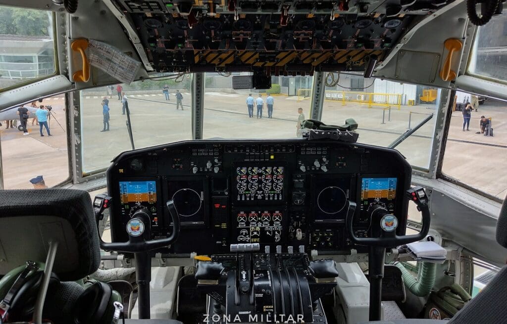 Galería - Presentación del C-130H TC-64 e IA-63 Pampa A-709 modernizados