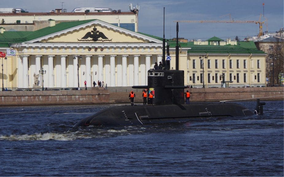 El submarino Kronshtadt de la Armada rusa será equipado con misiles Kalibr