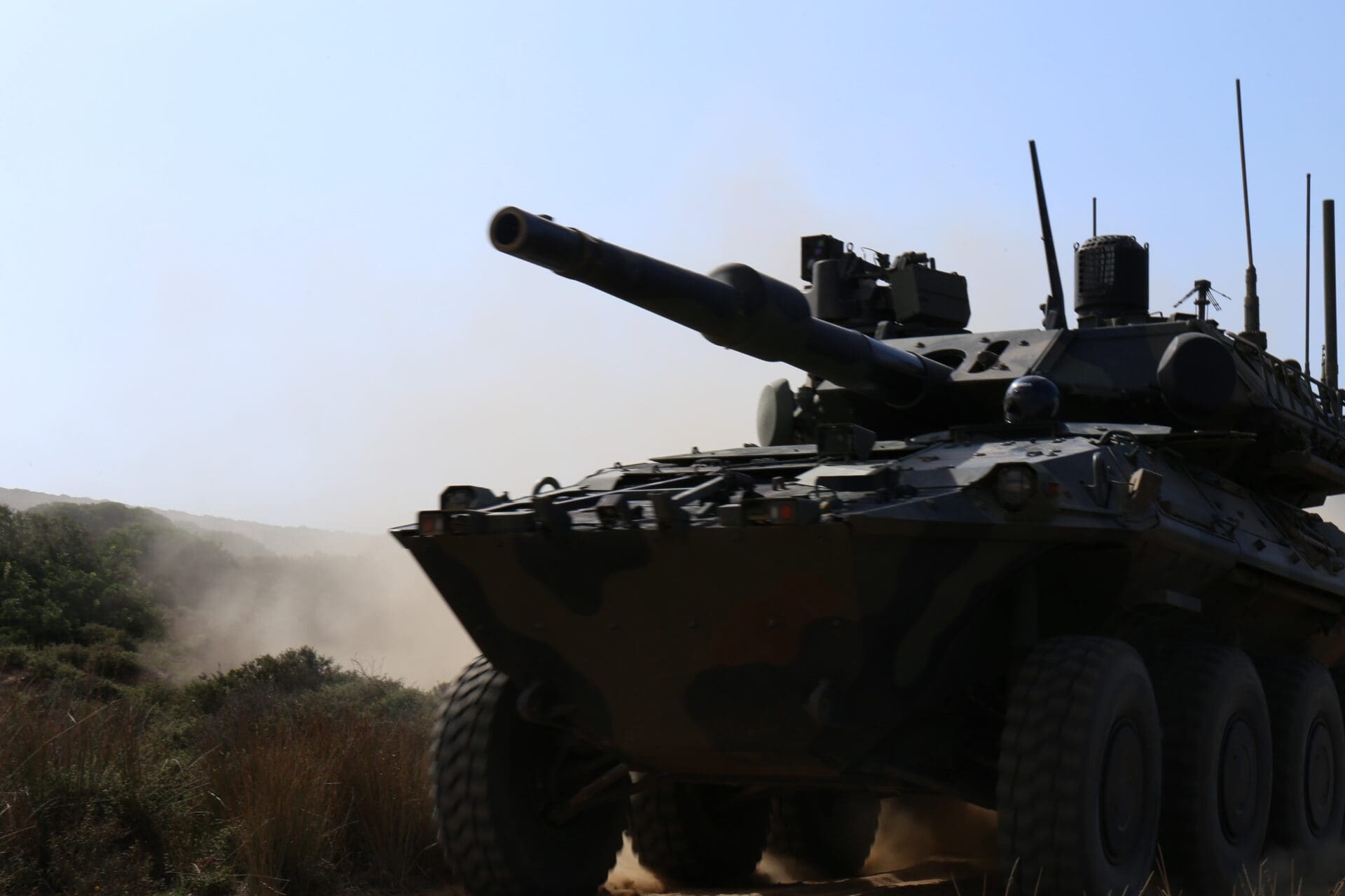 Leonardo presenta en la LAAD su torre HITFACT Mk II de 120mm para ...