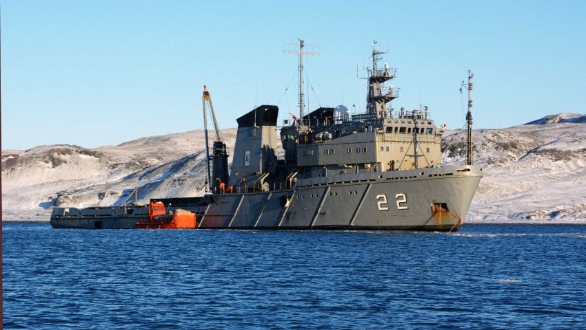 El rompehielos ARA Almirante Irízar completó el reabastecimiento de la ...