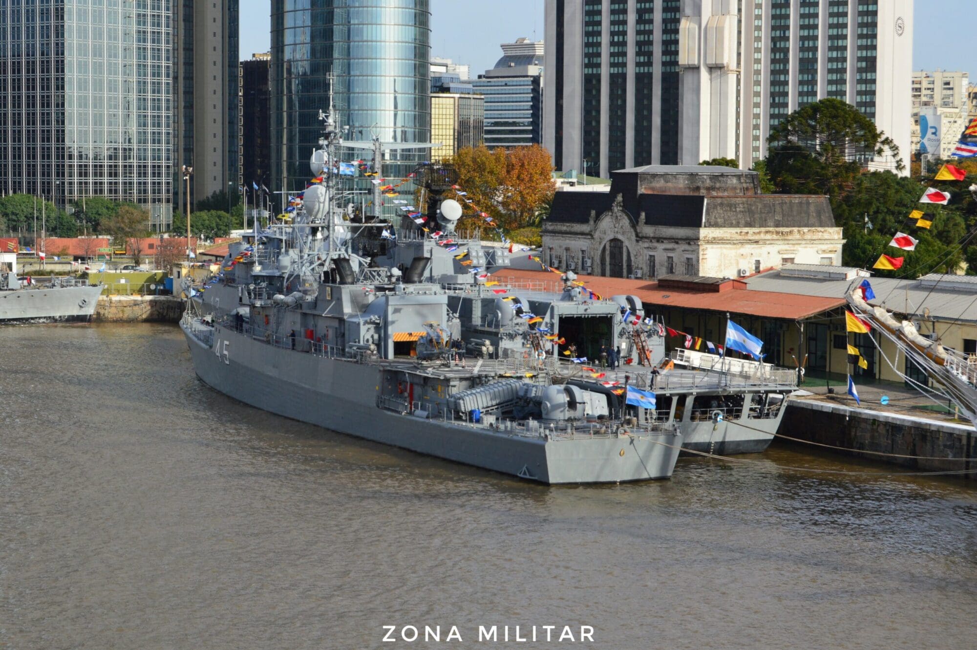 Galería - Recorriendo las unidades de la Armada Argentina en el ...