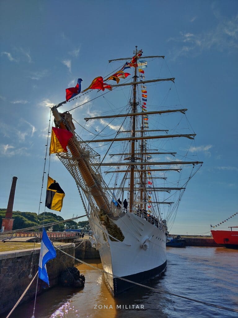 Cobertura - La Armada Argentina celebró su día en el Apostadero Naval Buenos Aires