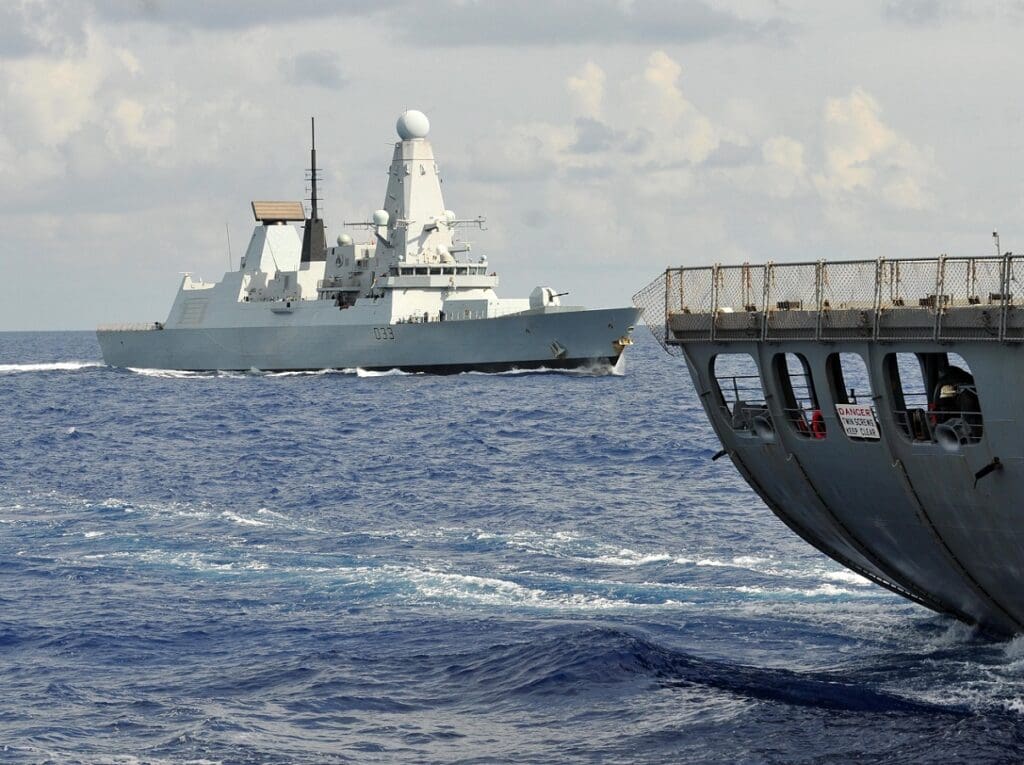 Reino Unido despliega al destructor HMS Dauntless como parte de su participación en el Ejercicio ...